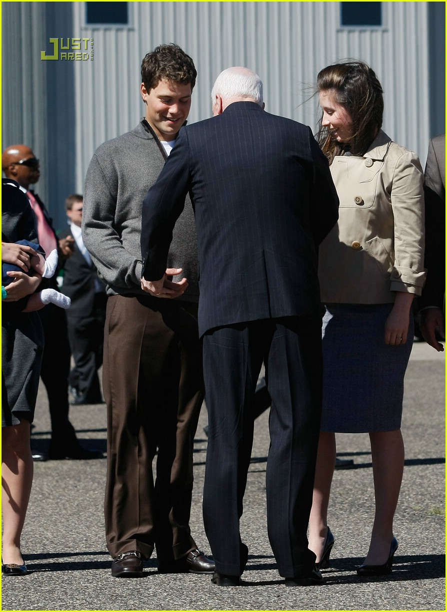 Bristol Palin: Levi Johnston, Meet John McCain: Photo 1391141 | Photos ...