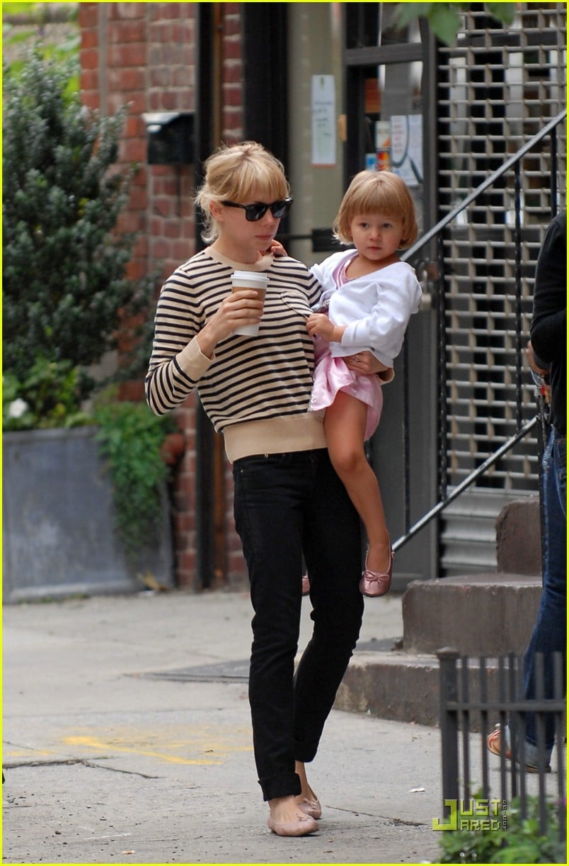 Matilda Ledger's Doggy Days: Photo 1424081 | Photos | Just Jared ...
