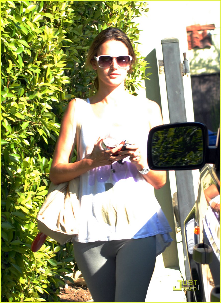 Alessandra Ambrosio S Wicked Workout Photo 1515731 Alessandra