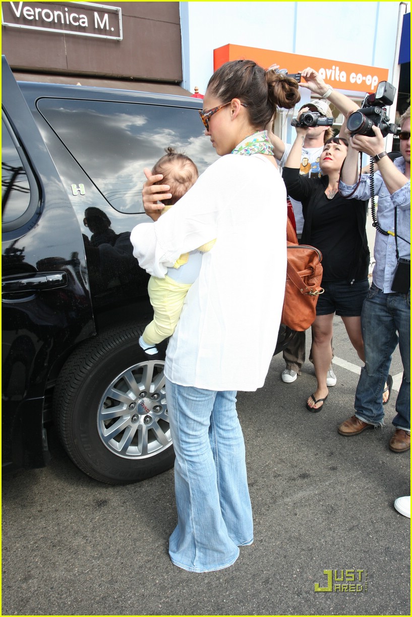 Honor Warren is Toast: Photo 1462161 | Photos | Just Jared: Celebrity ...