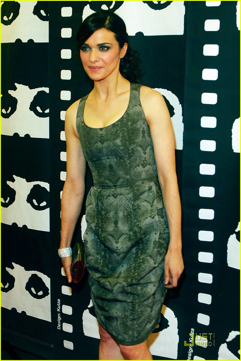 Rachel Weisz Blooms in Chicago: Photo 1488911 | Rachel Weisz Photos ...