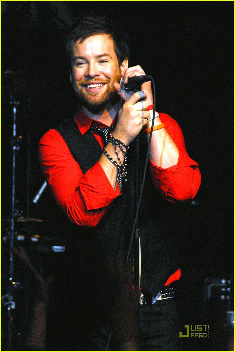 David Cook Takes A Bite Out Of His Album: Photo 1553551 | David Cook ...