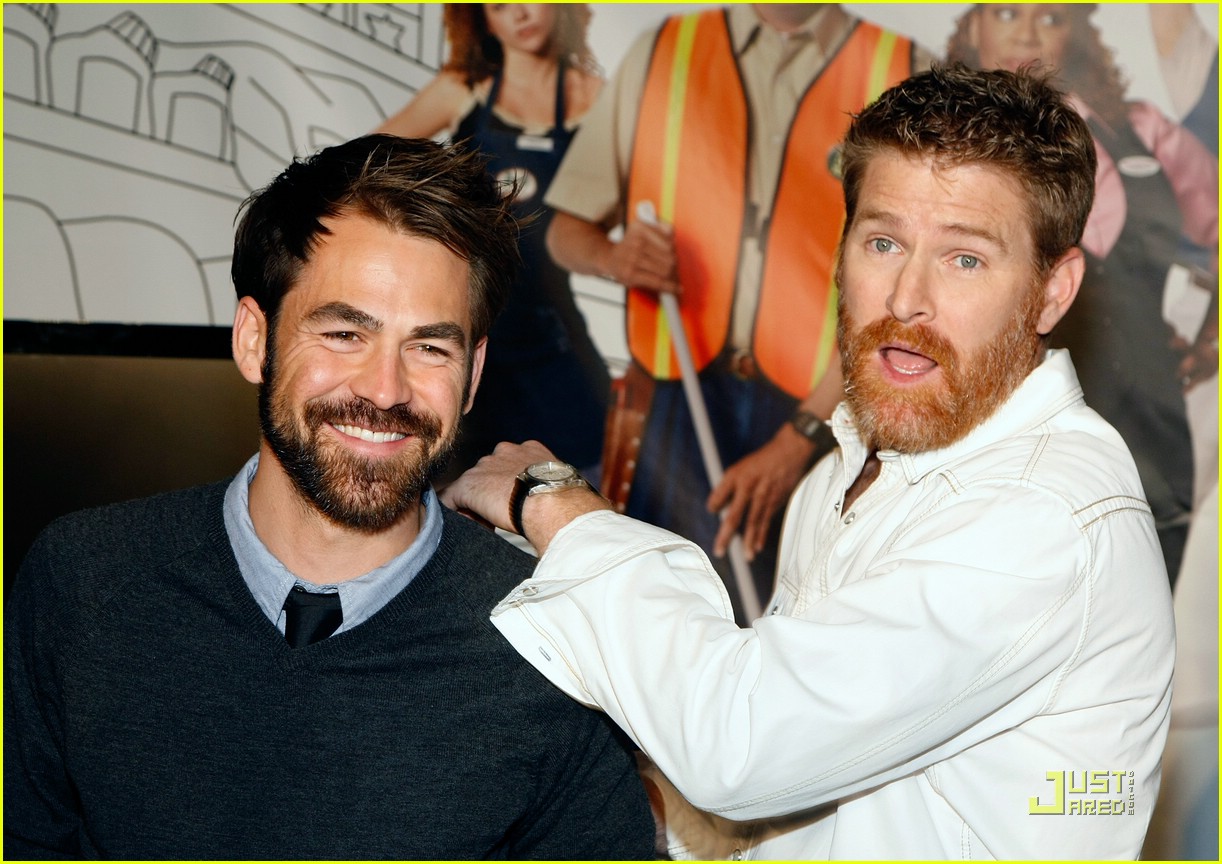 Kyle Howard is Shopping Cart Crazy: Photo 1558161 | Kyle Howard Photos ...