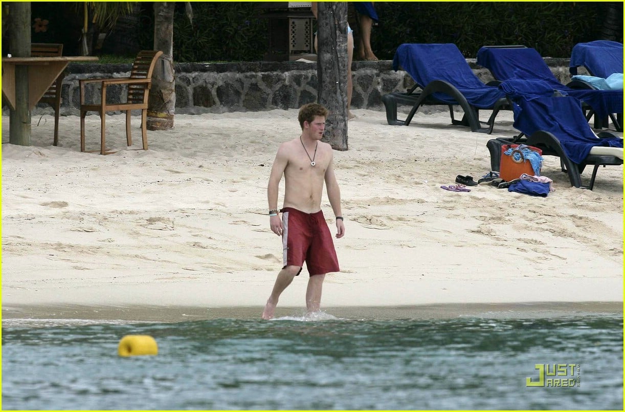 Prince Harry is a Shirtless Hot Potato: Photo 1621281 | Bikini, Chelsy ...
