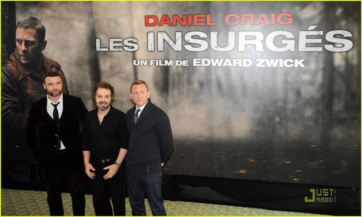 Daniel Craig is Zwick Quick: Photo 1634121 | Daniel Craig, Liev ...