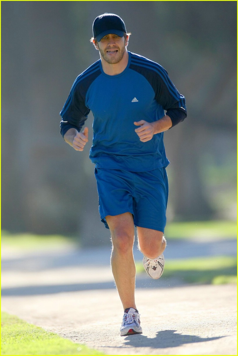 Jake Gyllenhaal: Happy Feet!: Photo 1653661 | Jake Gyllenhaal Photos ...