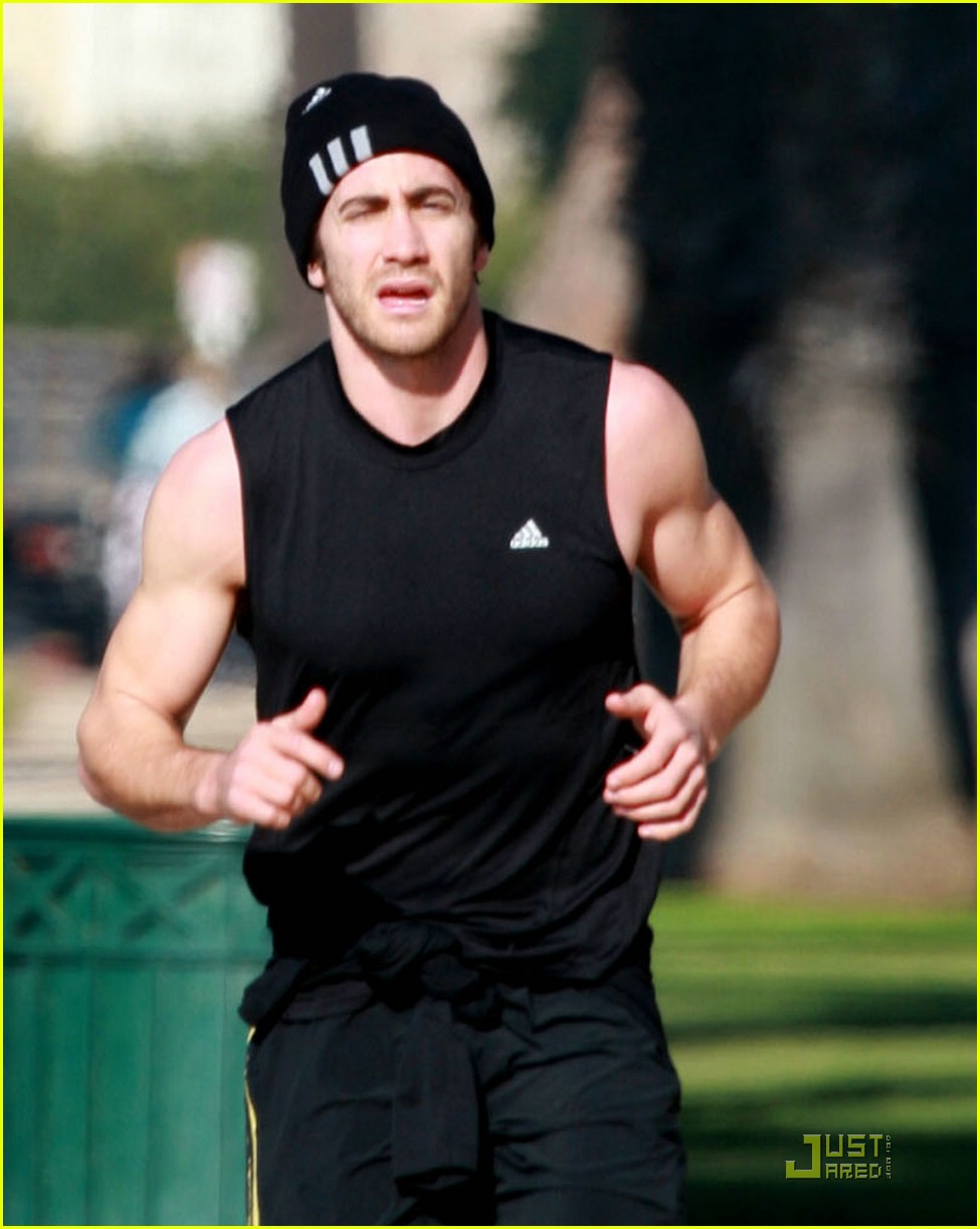 Jake Gyllenhaal is The Running Man: Photo 1638031 | Jake Gyllenhaal ...