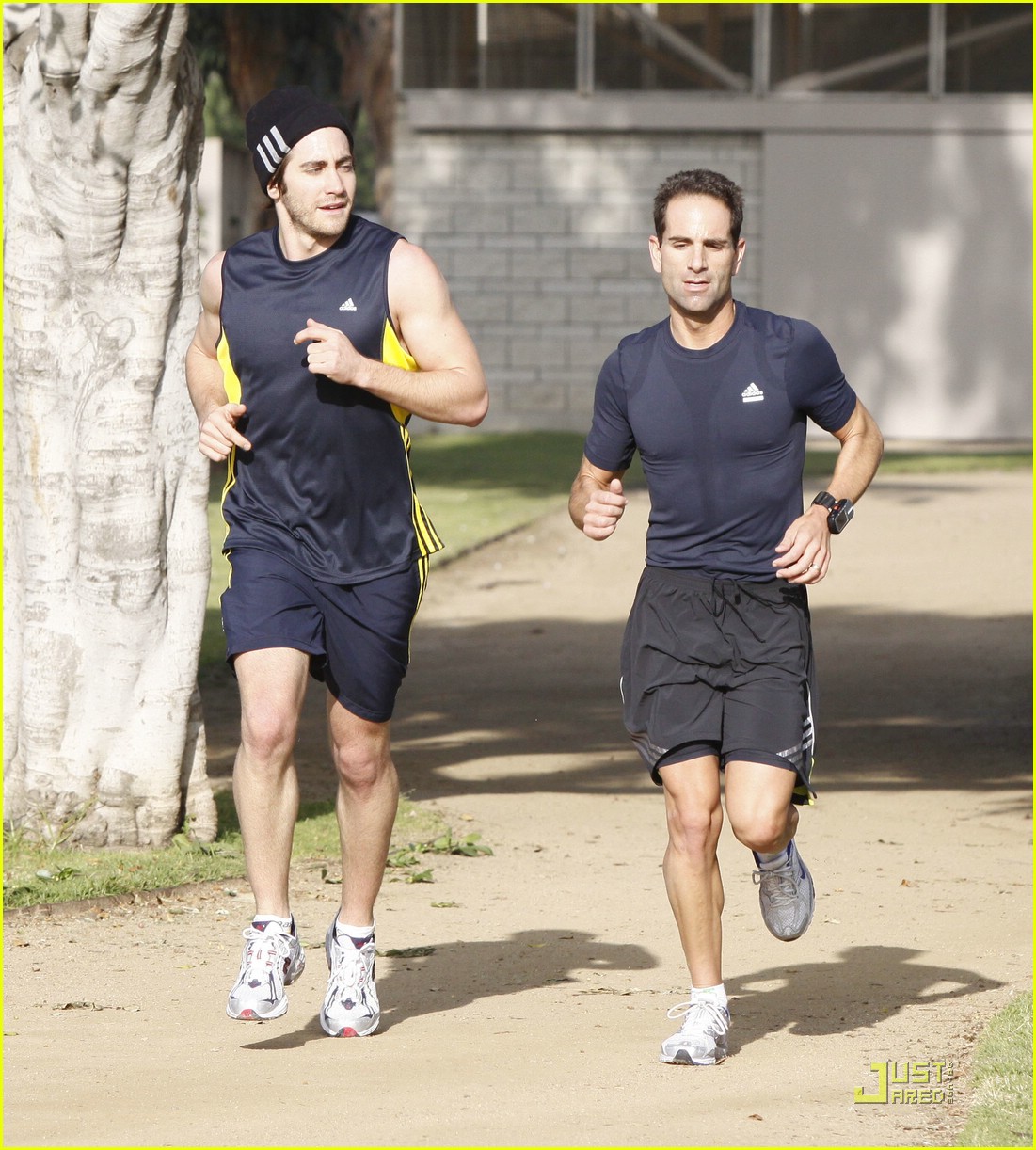 Jake Gyllenhaal is Ocean Fresh: Photo 1640881 | Jake Gyllenhaal Photos ...