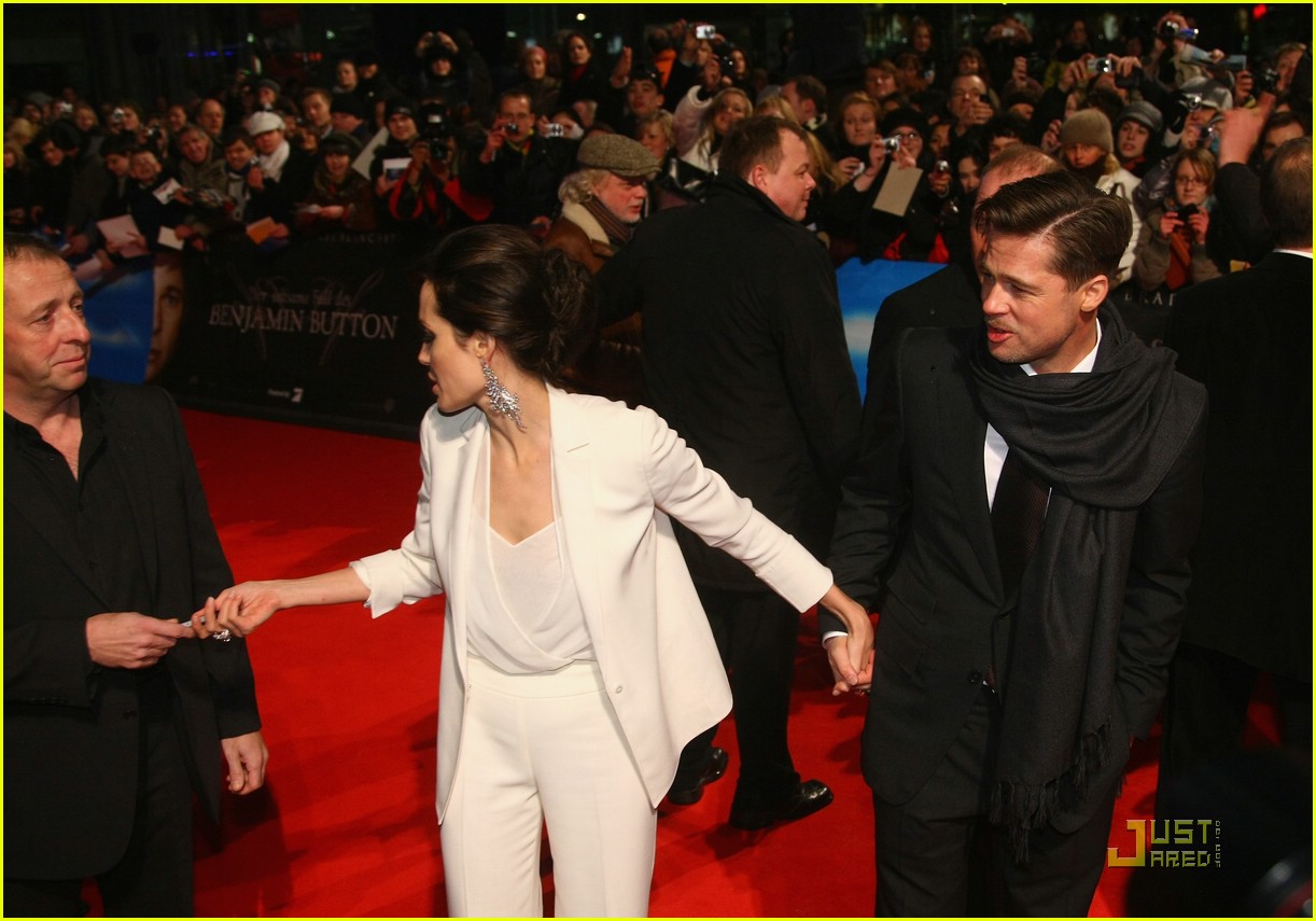 Angelina Jolie is Akris Suit-able: Photo 1665171 | Angelina Jolie, Brad ...