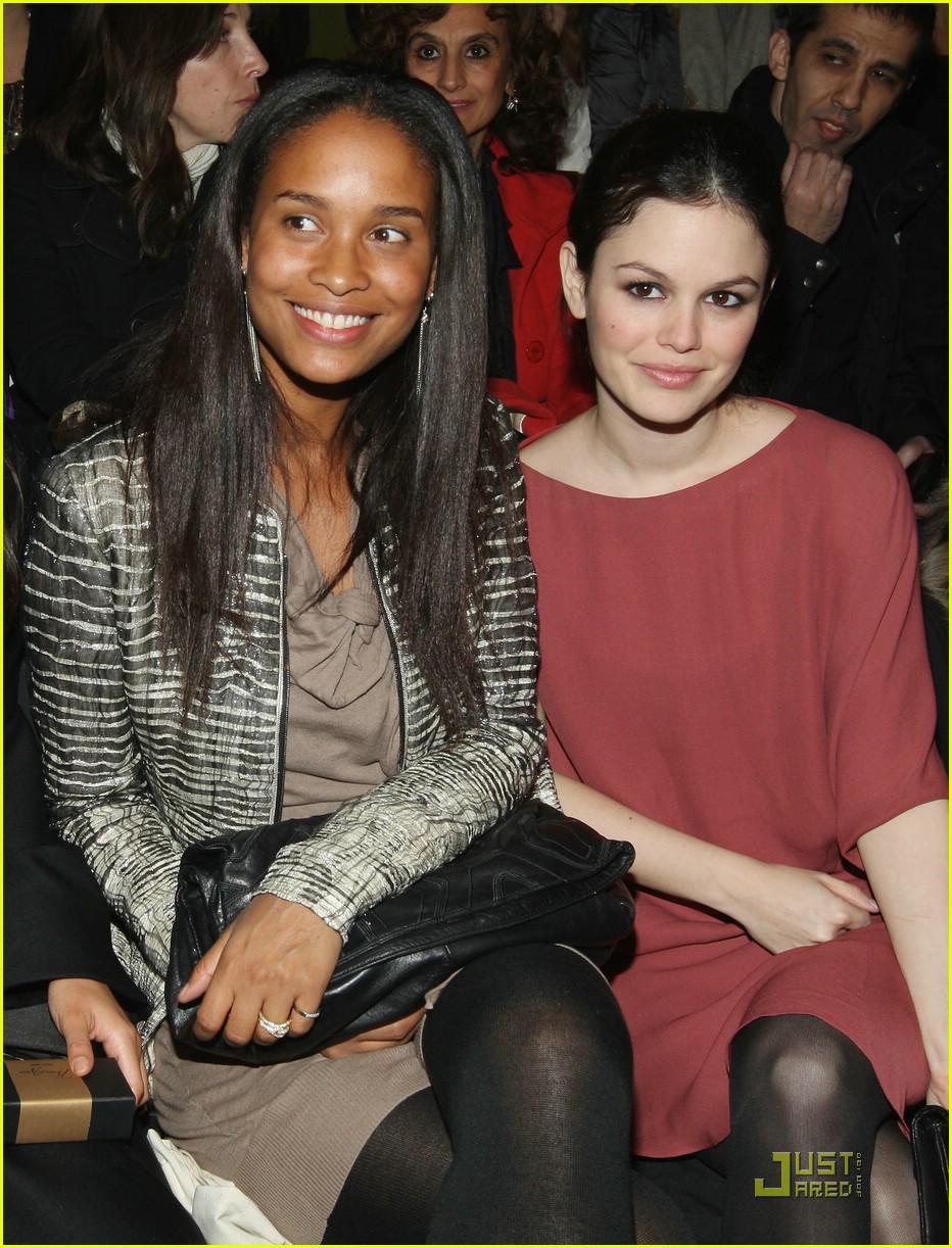 Rachel Bilson: Max Azria Access: Photo 1731731 | Rachel Bilson Photos ...