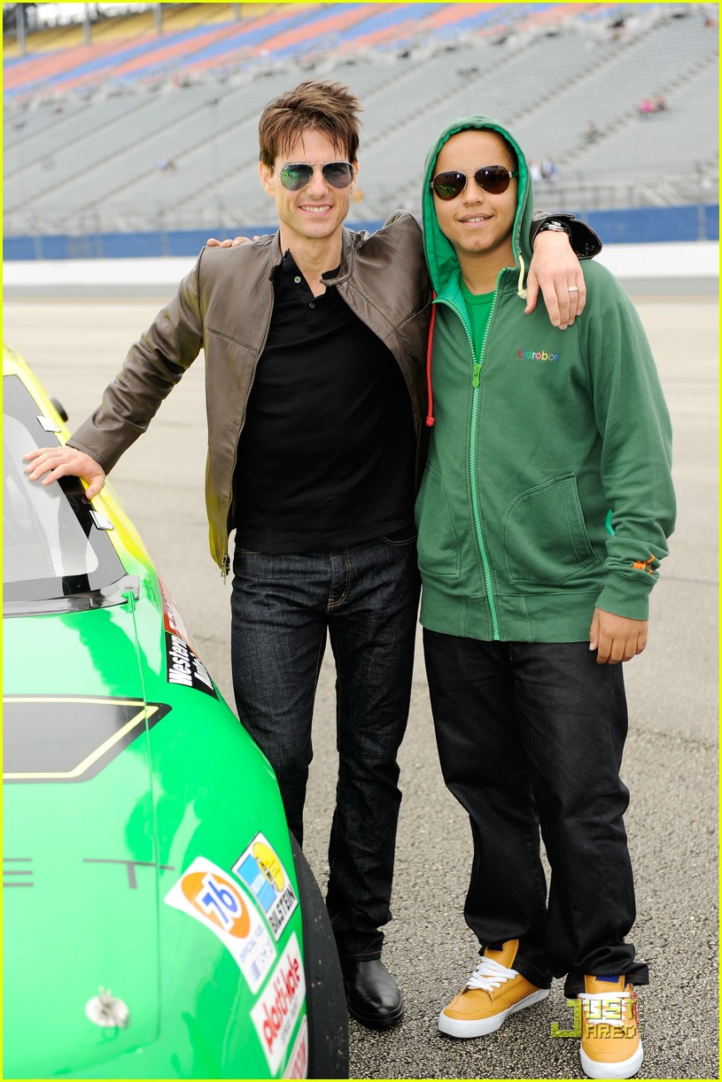 Tom Cruise: My Son is a Kid Robot: Photo 1727101 | Celebrity Babies ...