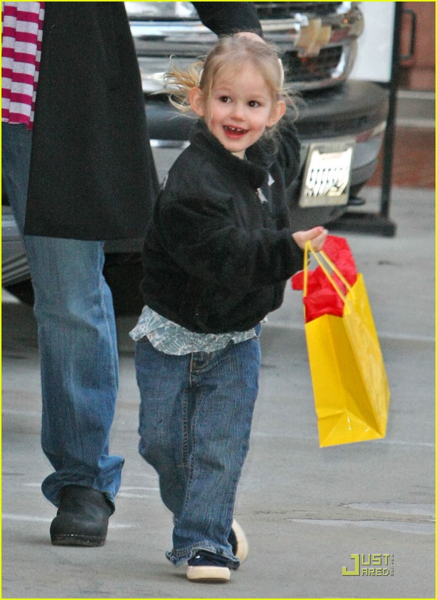 Jennifer Garner: More Giggles, More Hugs: Photo 1727561 | Ben Affleck ...