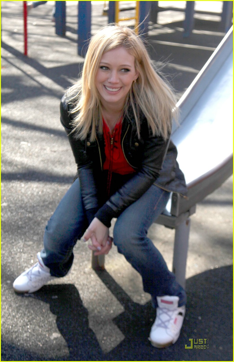 Hilary Duff Shoots Law & Order: SVU: Photo 1807731 | Hilary Duff Photos | Just Jared: Celebrity ...