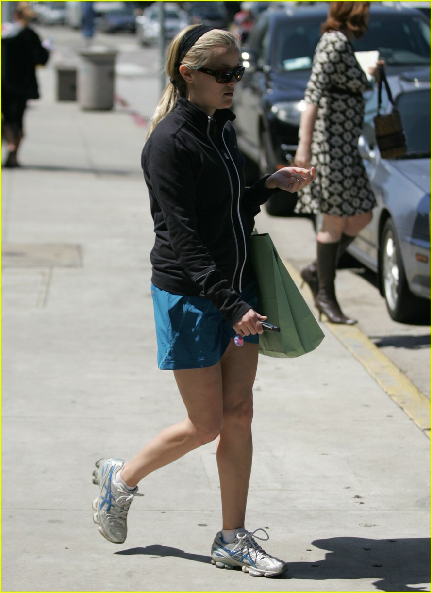 Reese Witherspoon is a Gorgeous Giant: Photo 1819571 | Reese ...