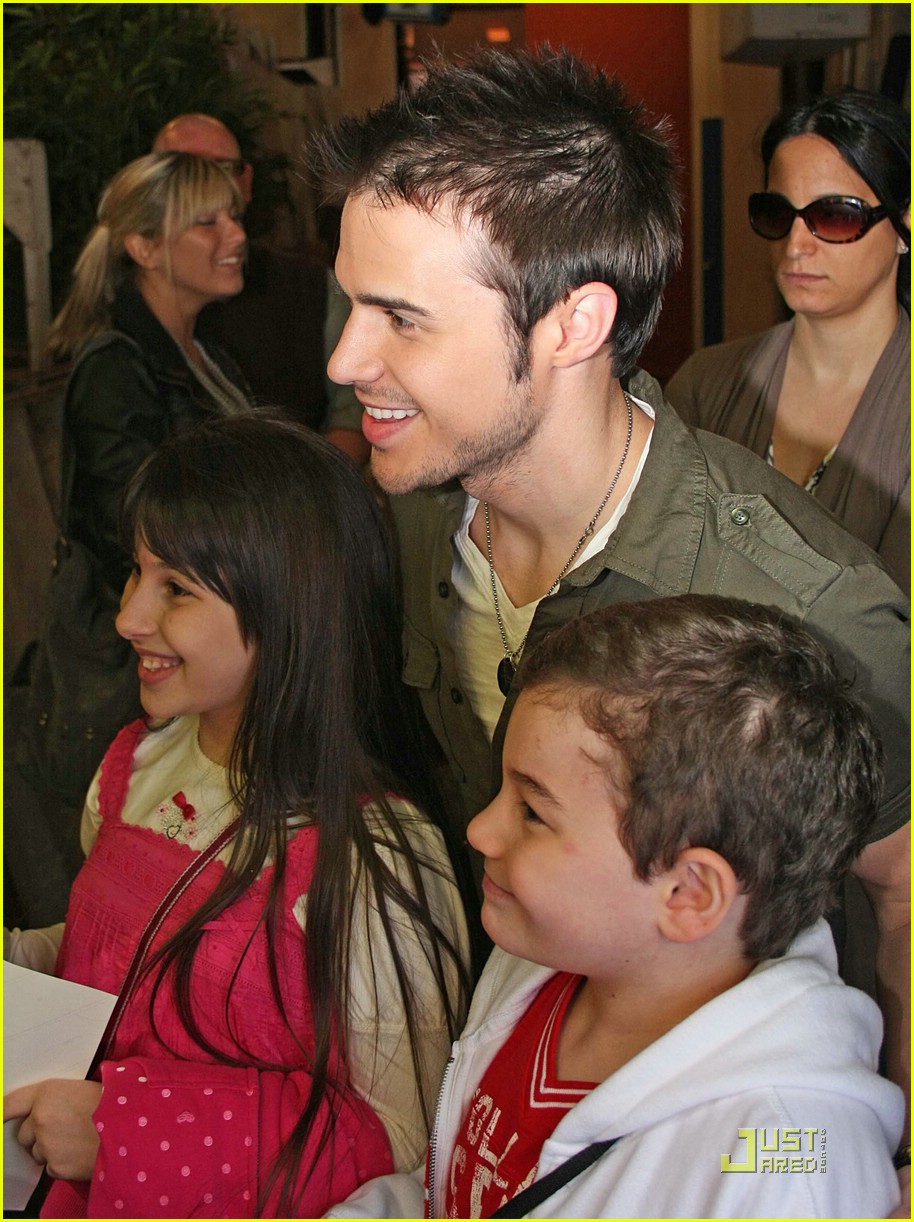 Kris Allen Spills Album Details: Photo 1947161 | Kris Allen Photos ...