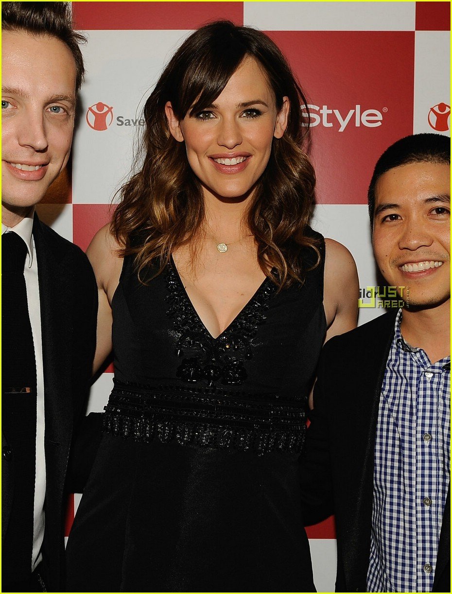 Jennifer Garner Celebrates InStyle Cover Girl Status: Photo 1892431 ...