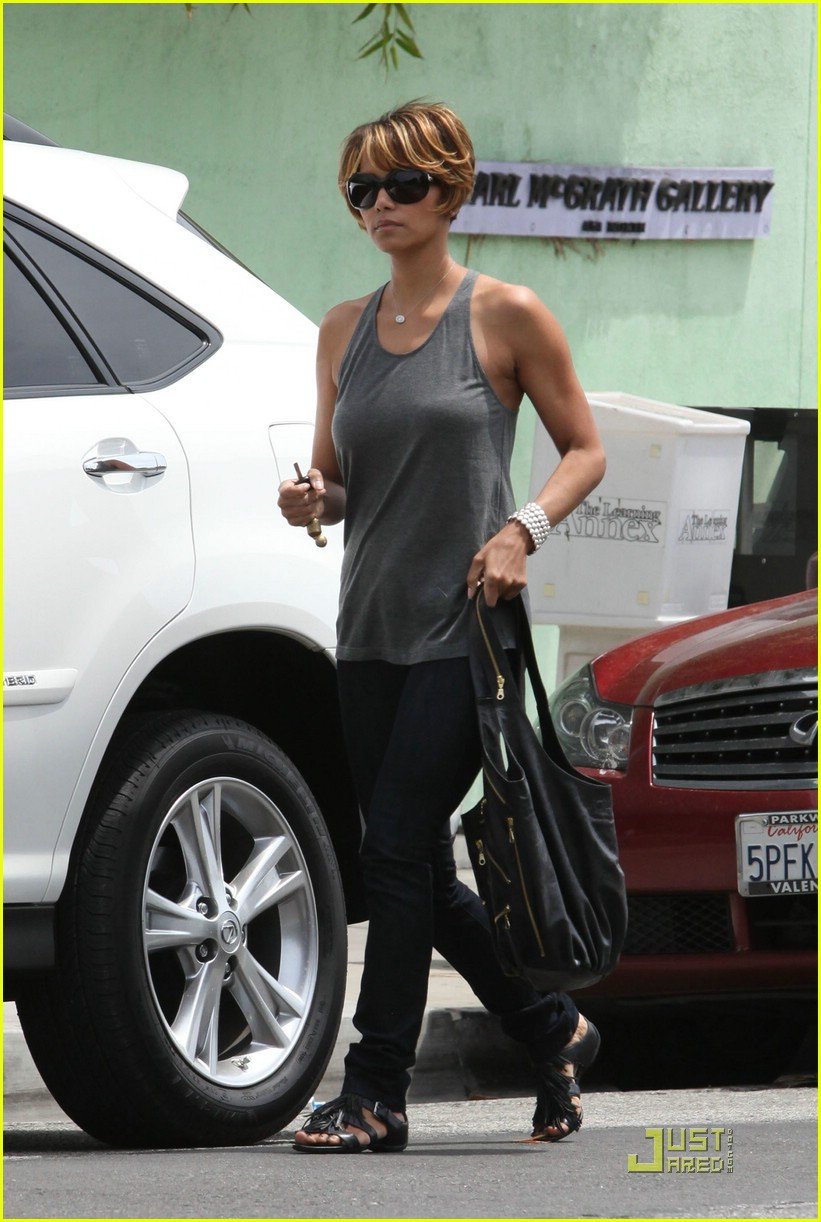 Halle Berry is a Bel Bambini Babe: Photo 1895271 | Halle Berry Photos ...