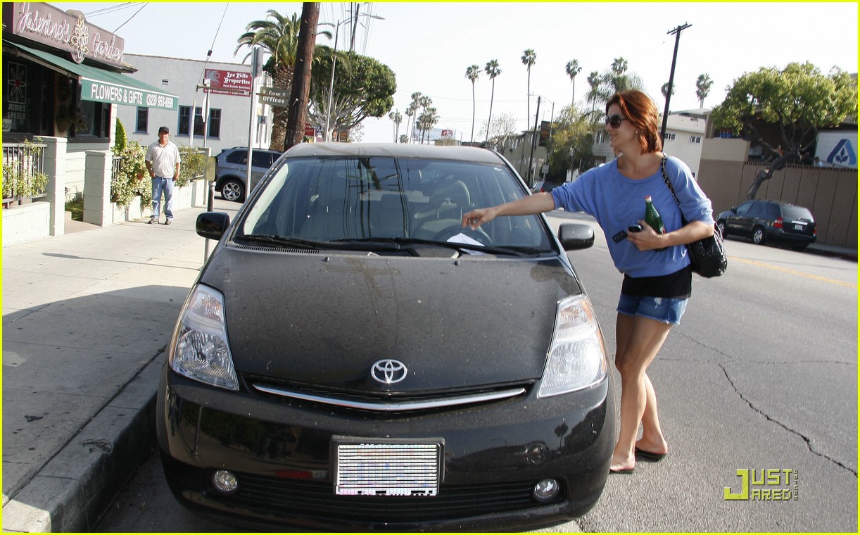 Kate Walsh Has Fancy Nails: Photo 1914321 | Kate Walsh Photos | Just ...