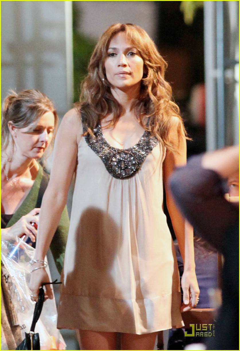 Jennifer Lopez: "Baby Bump Watch": Photo 1997441 | Jennifer Lopez ...