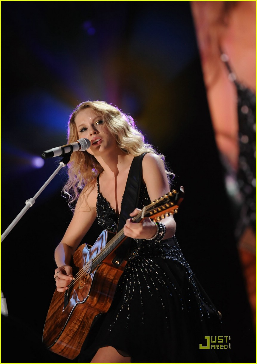 Taylor Swift is Crazy For Country Music: Photo 1987981 | Taylor Swift ...