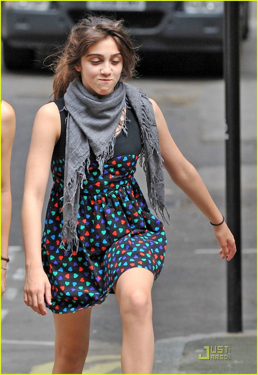 Lourdes Leon Braces For Impact: Photo 2026391 | Celebrity Babies ...