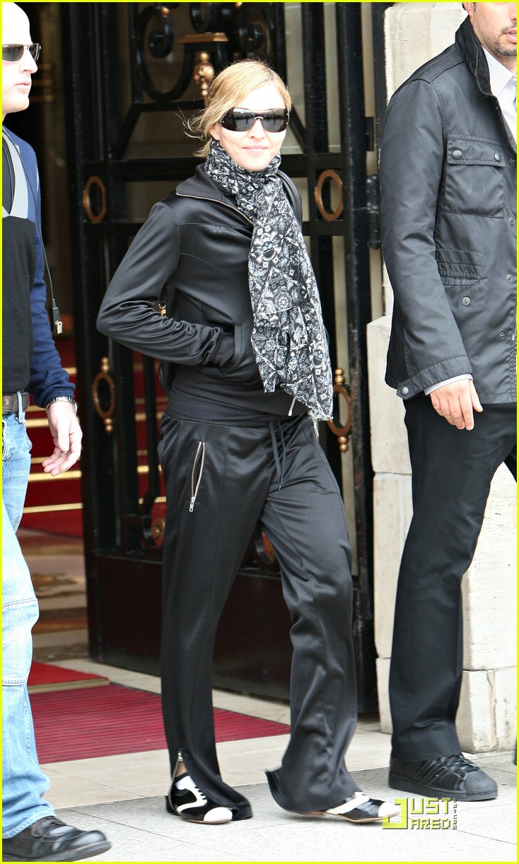 Madonna Performs In Paris: Photo 2044491 | Madonna Photos | Just Jared ...