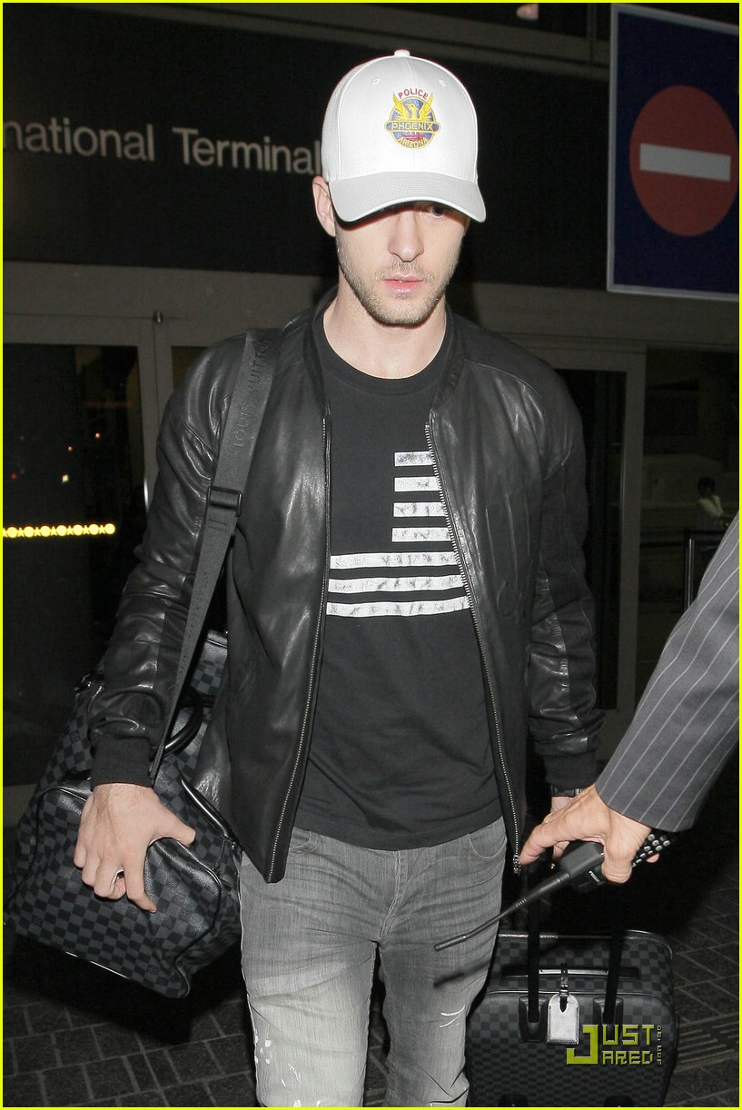 Justin Timberlake Loves Louis Vuitton Luggage: Photo 2028751 | Justin ...