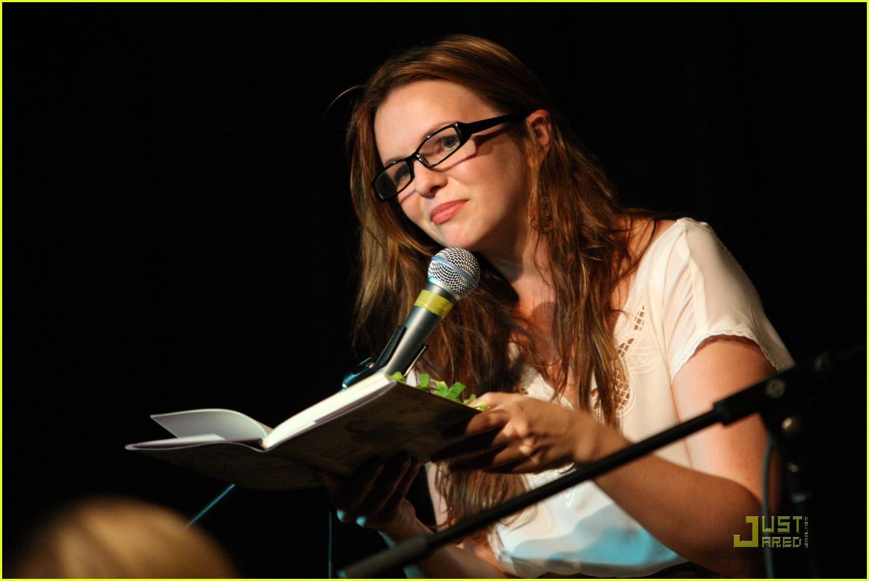 Amber Tamblyn: 'Book Ditto' Book Party!: Photo 2186722 | Alexis Bledel ...