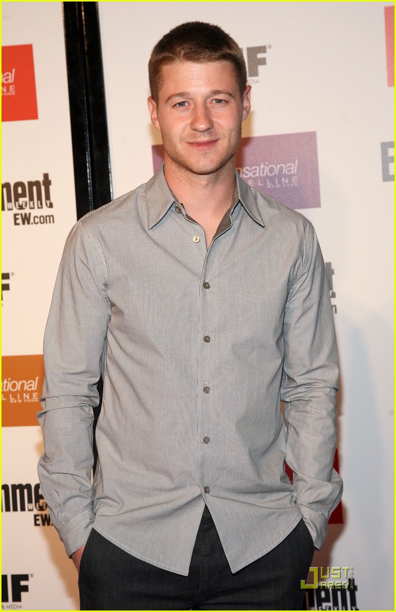 Ben McKenzie: Pre-Emmy Partygoer!: Photo 2225661 | Benjmain McKenzie ...