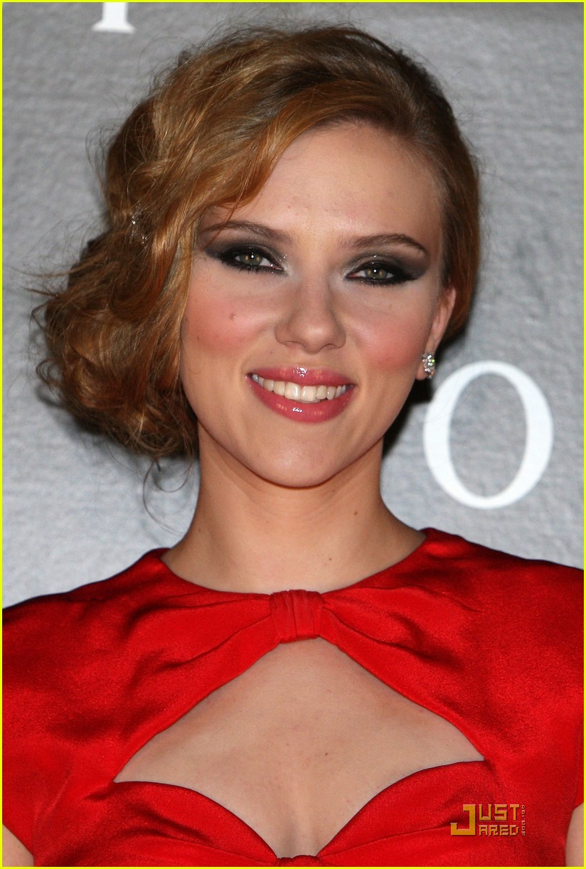 Scarlett Johansson is Moet Magnificent: Photo 2300511 | 00 Photos ...