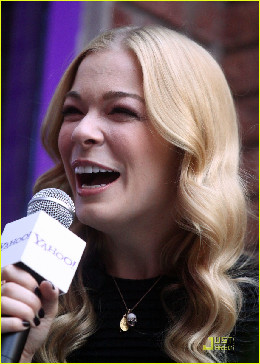 LeAnn Rimes: It's You Yahoo!: Photo 2285371 | LeAnn Rimes, Randy Jackson Photos | Just Jared ...