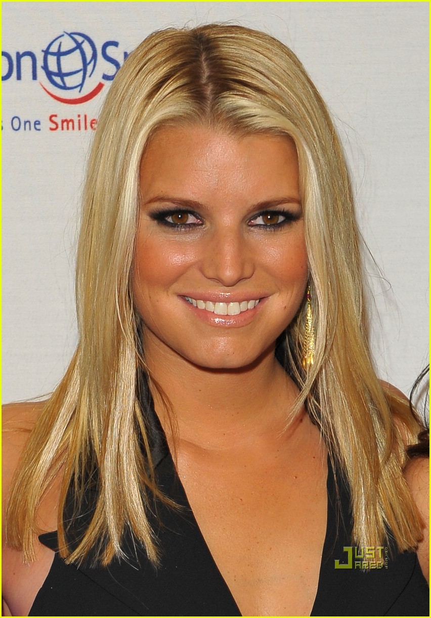 Operation Smile Honors Jessica Simpson: Photo 2261042 | Jessica Simpson ...