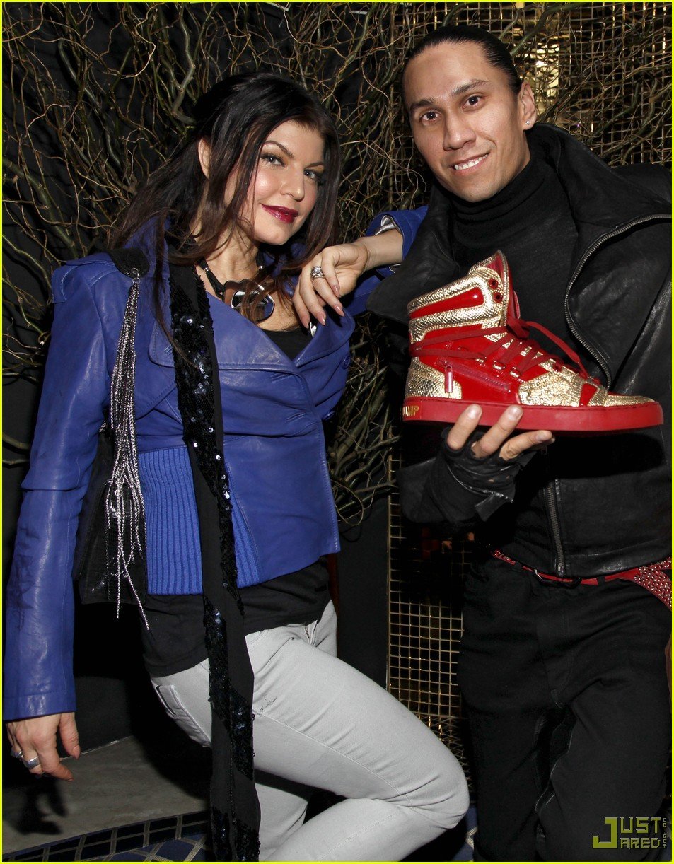 Fergie is Jumpin' at Juliet: Photo 2358331 | Fergie Photos | Just Jared ...