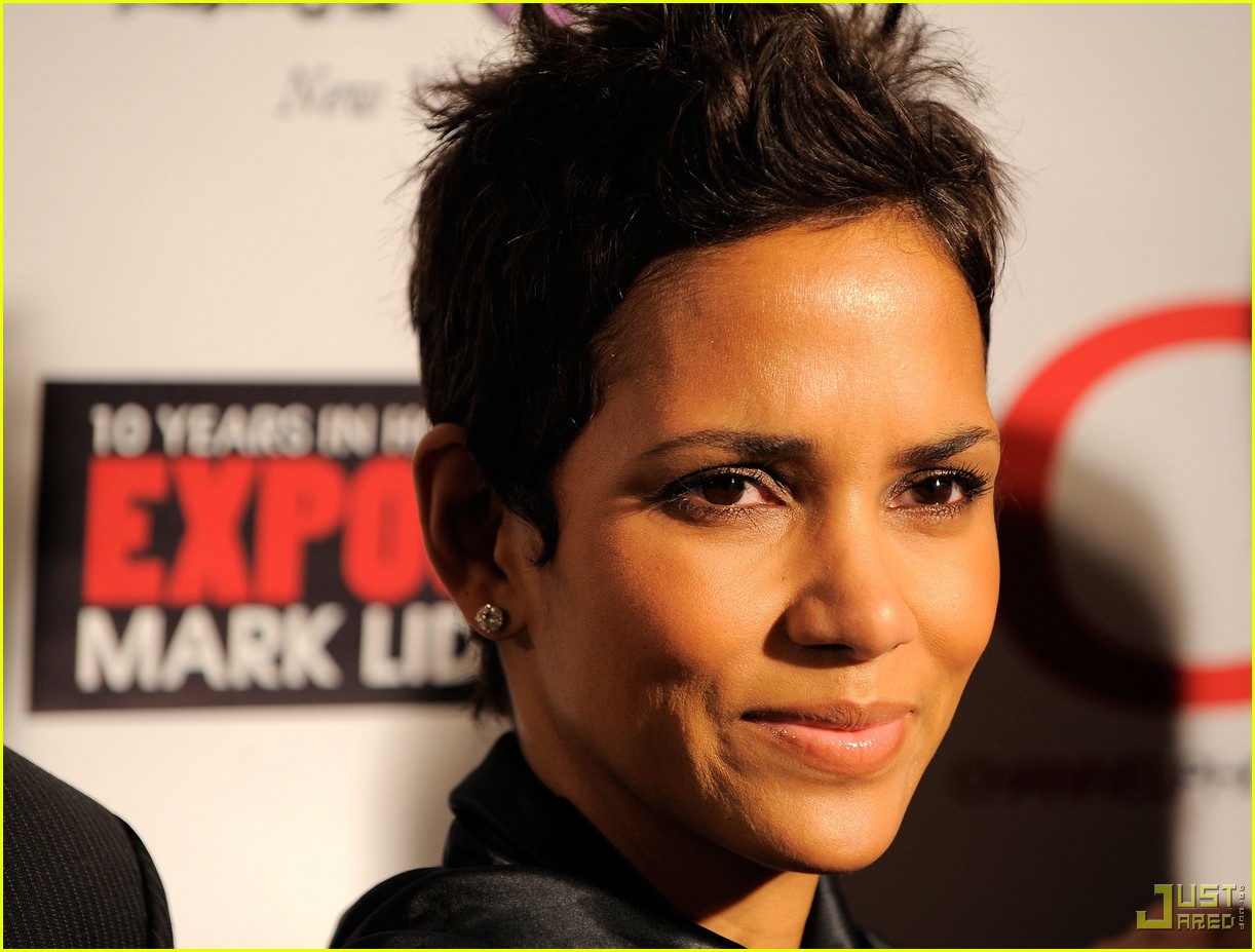 Halle Berry Hosts An Evening of Awareness: Photo 2363452 | Halle Berry ...
