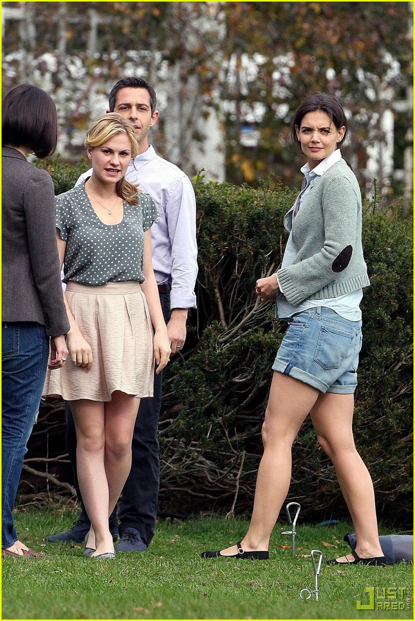 Katie Holmes Shows Off a Romantic Nightie: Photo 2350452 | Katie Holmes ...