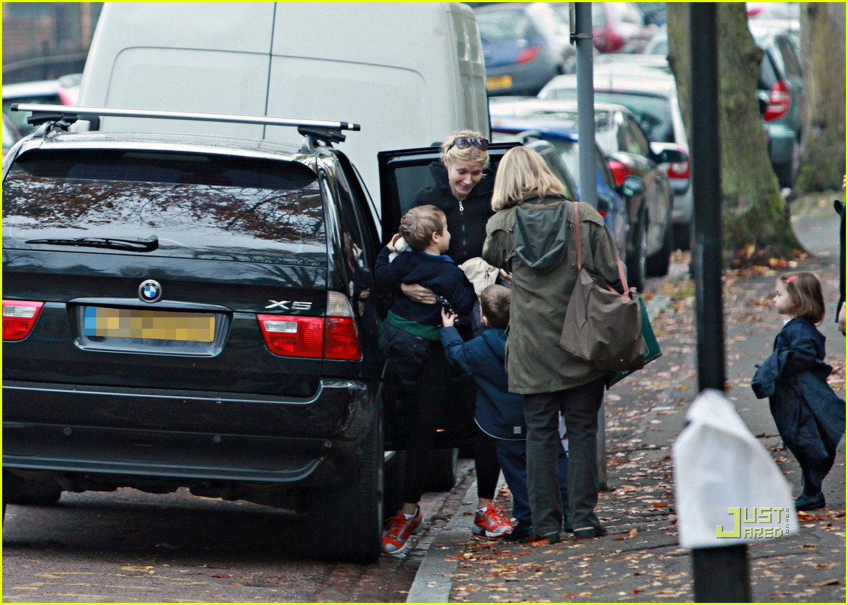 Moses Martin: Stuffed Animal Adorable: Photo 2348132 | Celebrity Babies ...