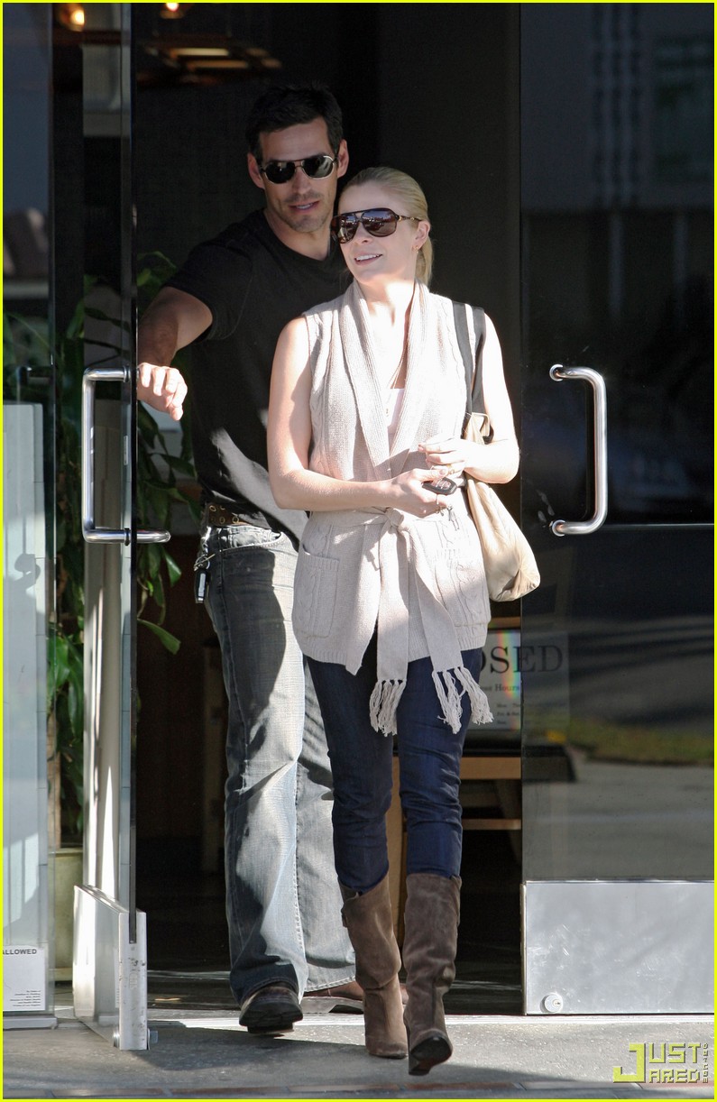 LeAnn Rimes & Eddie Cibrian: Kushiyu Couple: Photo 2378061 | Eddie Cibrian, LeAnn Rimes Photos ...