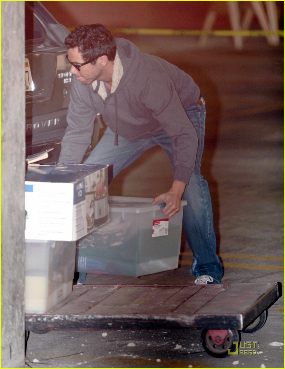 Jessica Alba: Are You Feeling the Holiday Cheer?: Photo 2404033 | Cash ...