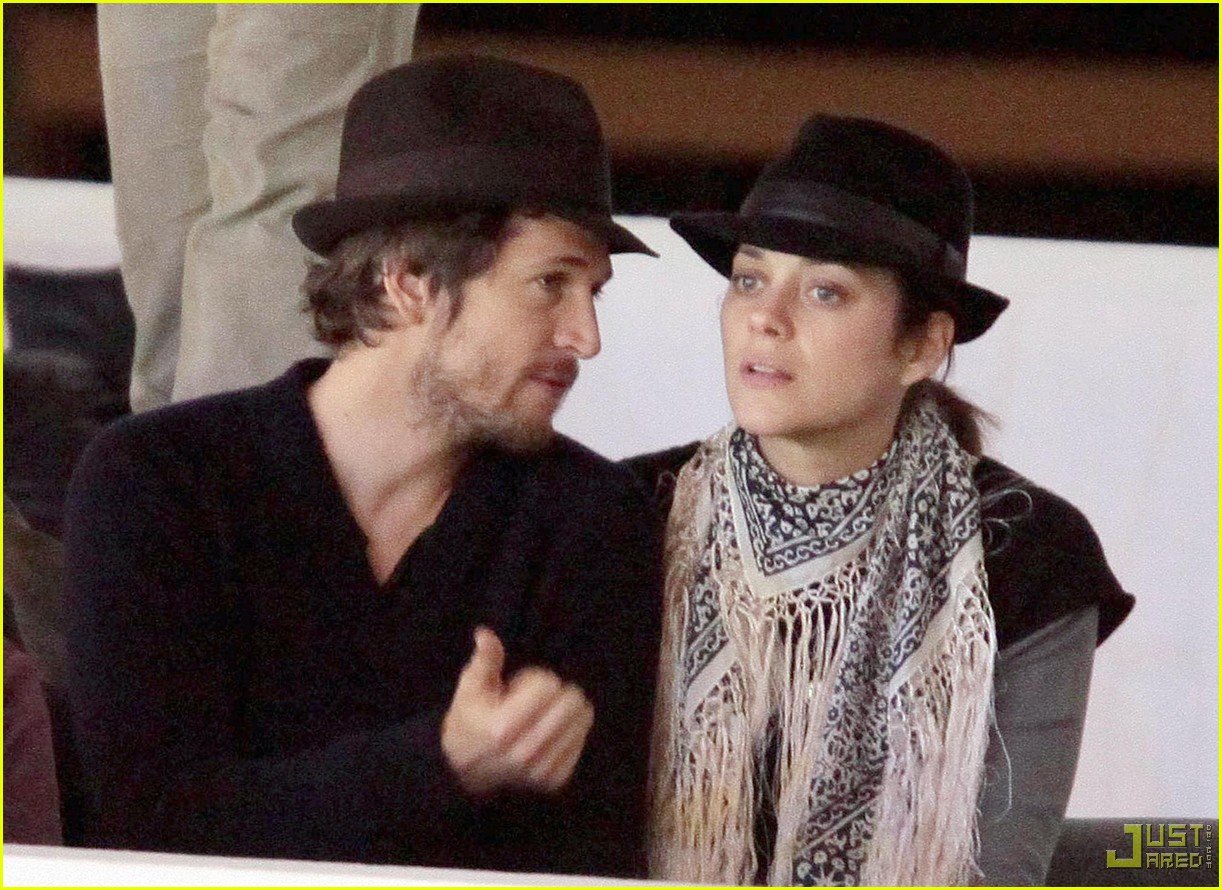 Marion Cotillard & Guillaume Canet: Kiss Kiss!: Photo 2401836 ...
