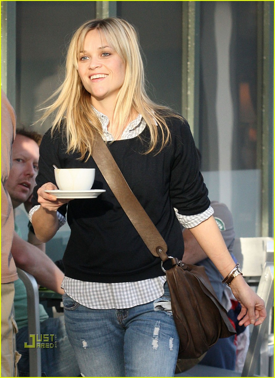 Reese Witherspoon: Tea and Sympathy: Photo 2402887 | Reese Witherspoon ...