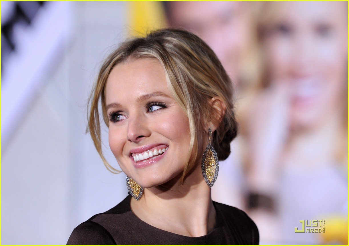 Kristen Bell Premieres 'When In Rome': Photo 2412110 | Kristen Bell ...