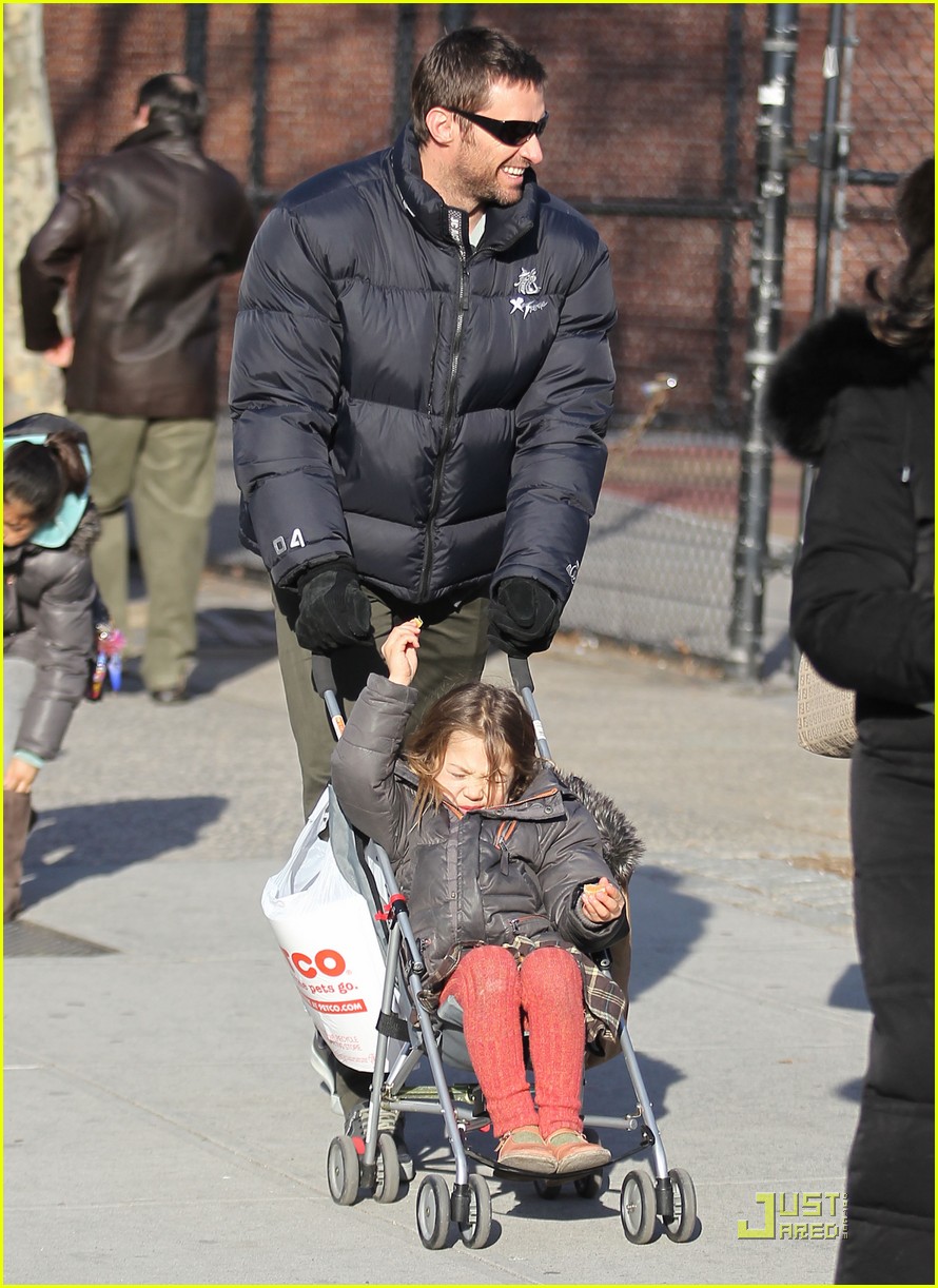 Hugh Jackman: Pushy Papa: Photo 2413579 | Ava Jackman, Celebrity Babies ...