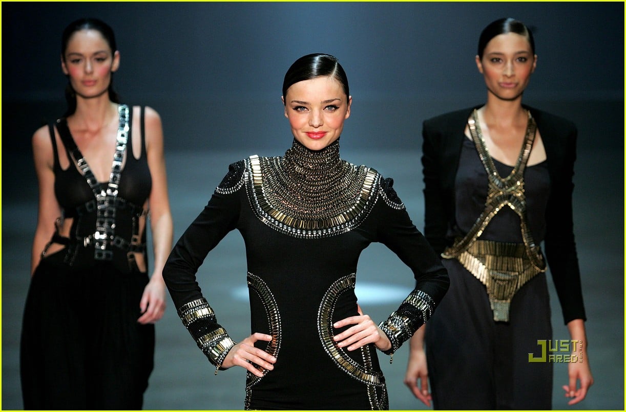 Miranda Kerr Gets Chained Up: Photo 2426638 | Miranda Kerr Photos ...