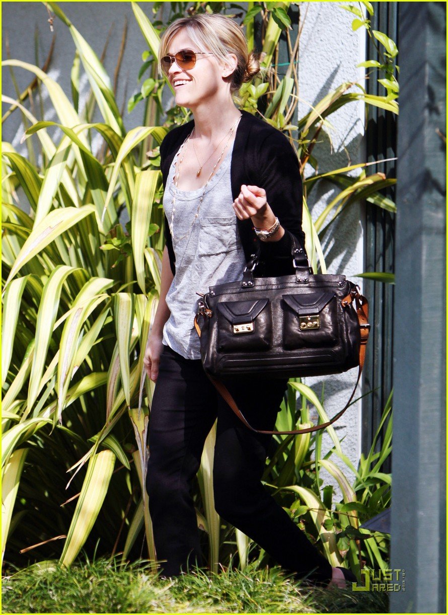 Reese Witherspoon: Giddy Girl: Photo 2428871 | Reese Witherspoon Photos ...