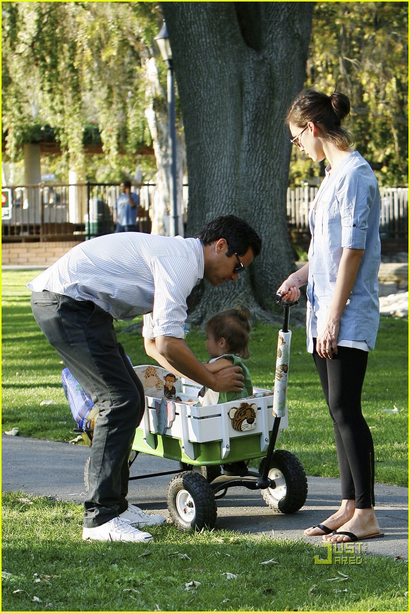 Honor Warren is a Sandbox Sweetheart: Photo 2435674 | Cash Warren ...