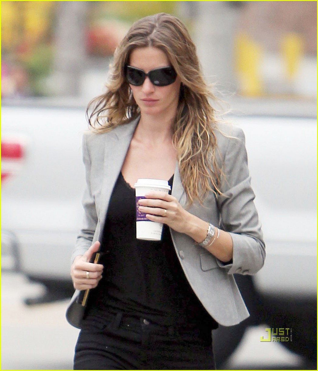 Gisele: Coffee Run in Bundchen Brentwood: Photo 2446232 | Gisele ...