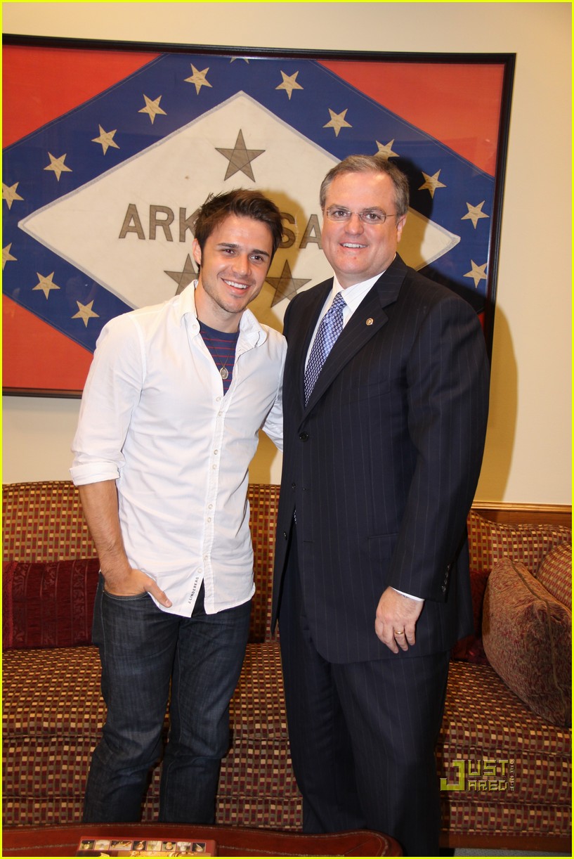 Kris Allen: Shirtless No More!: Photo 2444464 | Kris Allen Photos ...