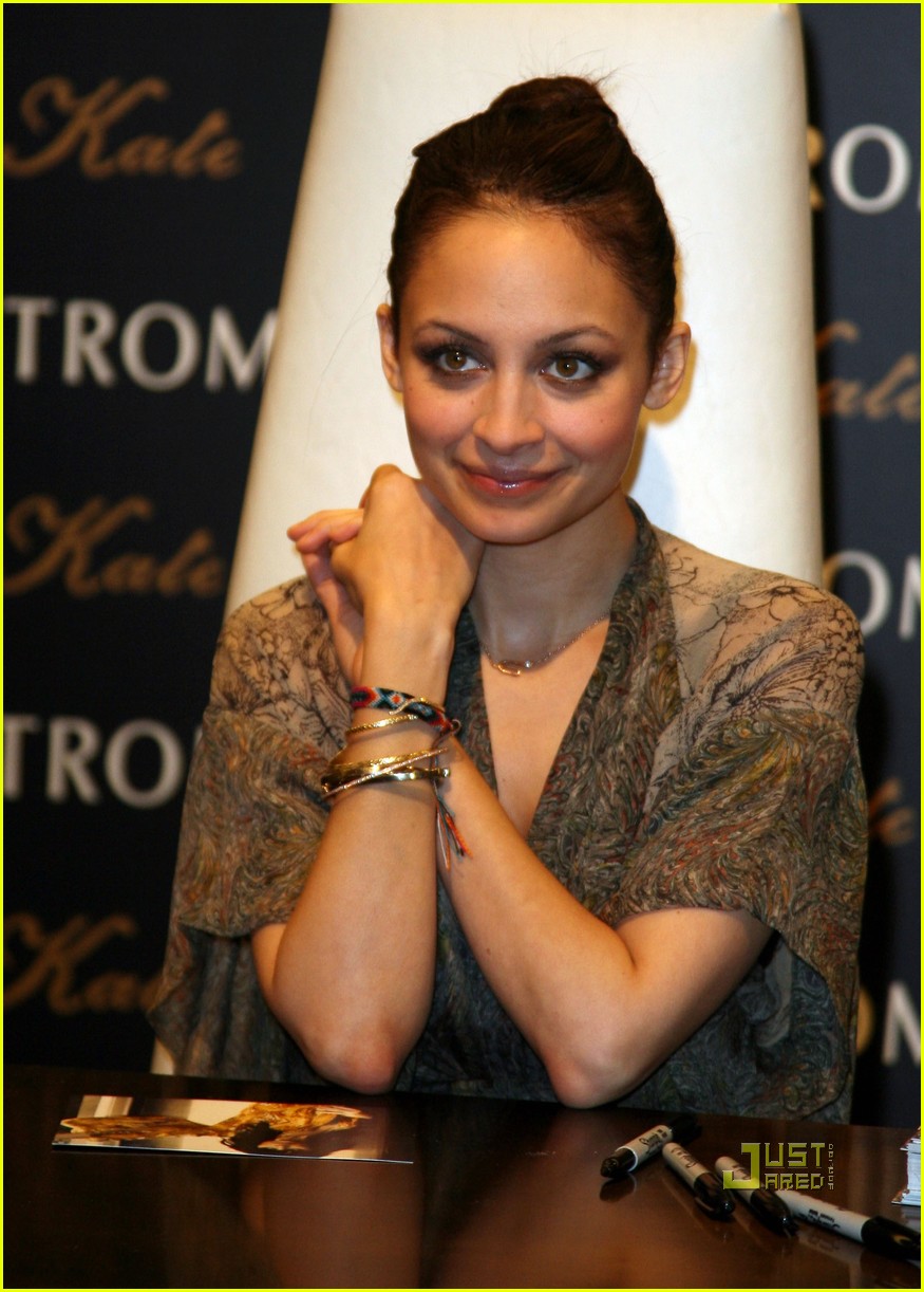Nicole Richie: Winter Kate in the Windy City!: Photo 2441927 | Nicole ...