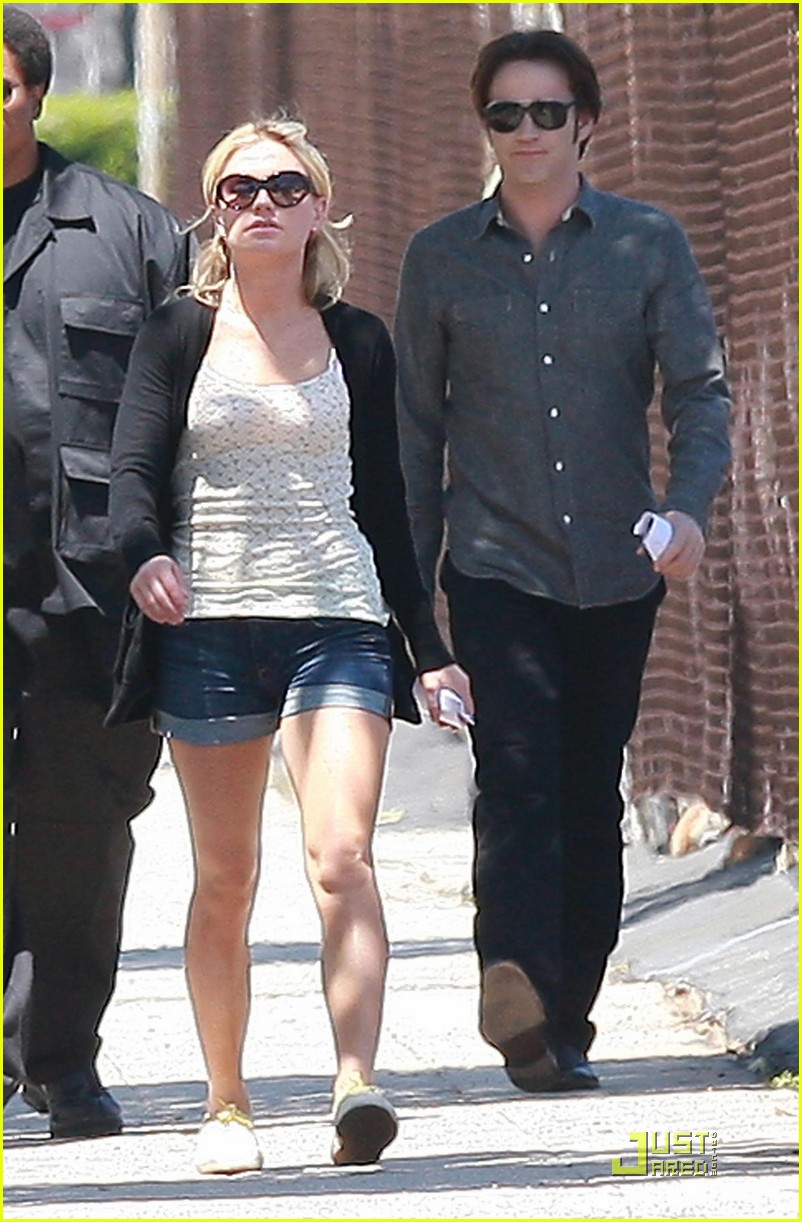 Anna Paquin & Stephen Moyer: Shady Couple: Photo 2447967 | Anna Paquin ...