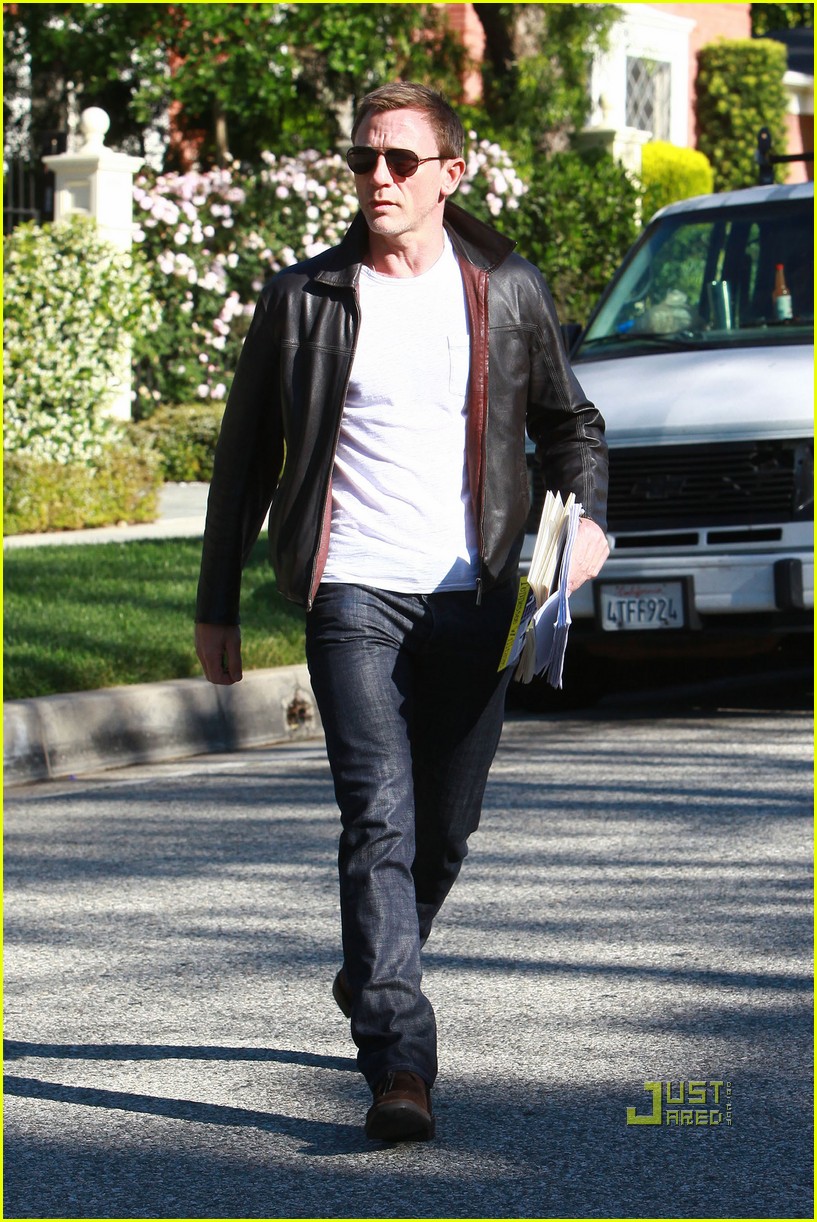 Daniel Craig: Cat On a Hot Tin Roof!: Photo 2449555 | Daniel Craig ...